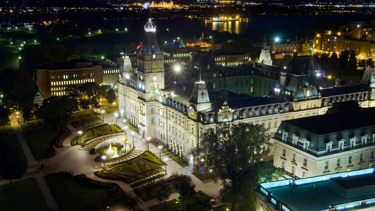 Hôtel du Parlement et annexes - Commission de la capitale nationale du ...