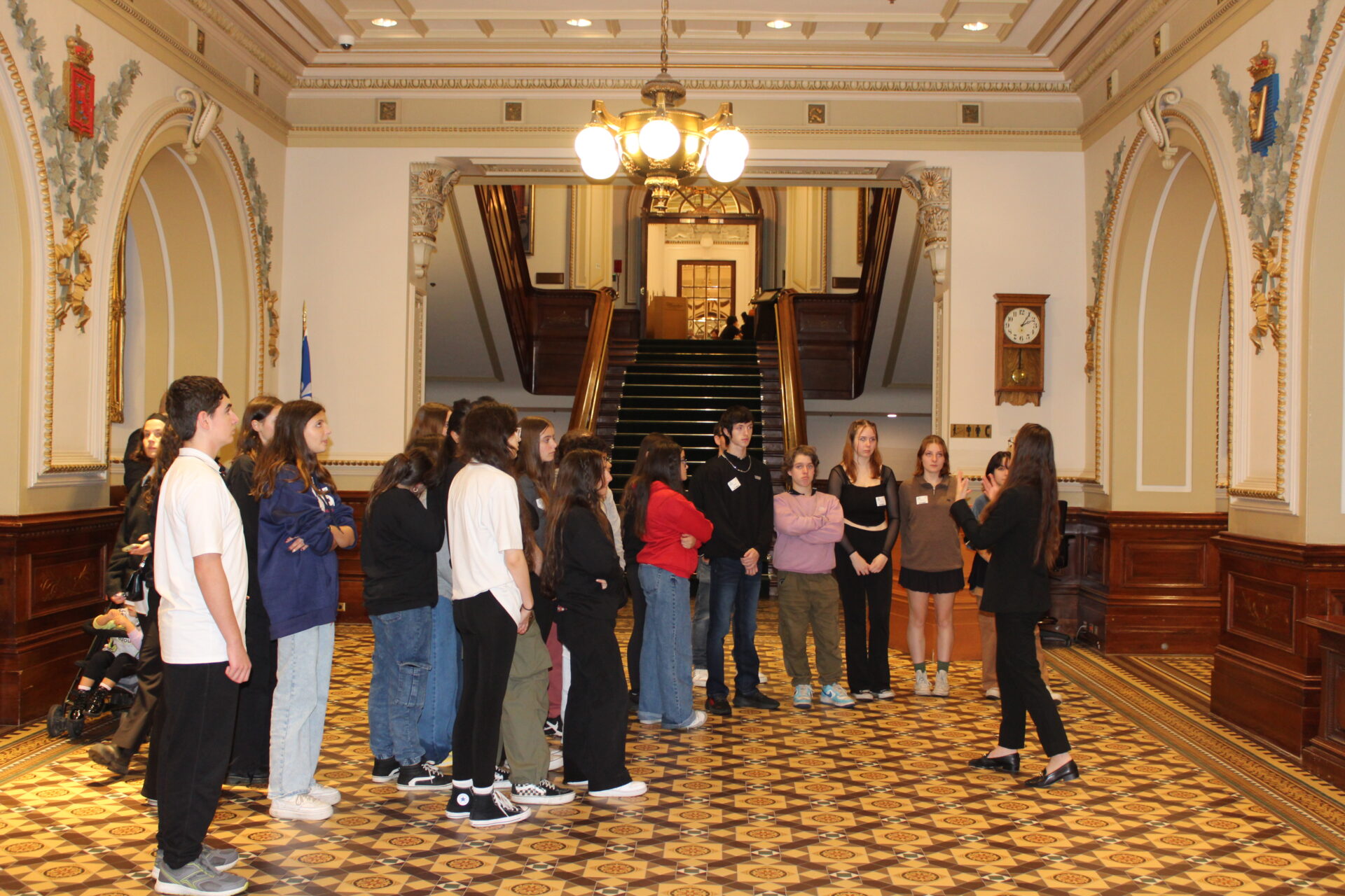 Sur les traces de l’histoire avec le programme Découvrir la capitale ...