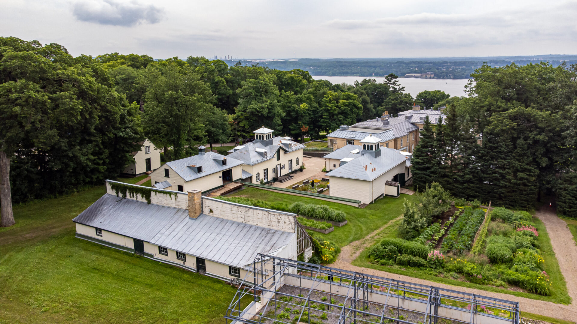 Cinq questions pour mieux connaître le domaine Cataraqui - Commission ...